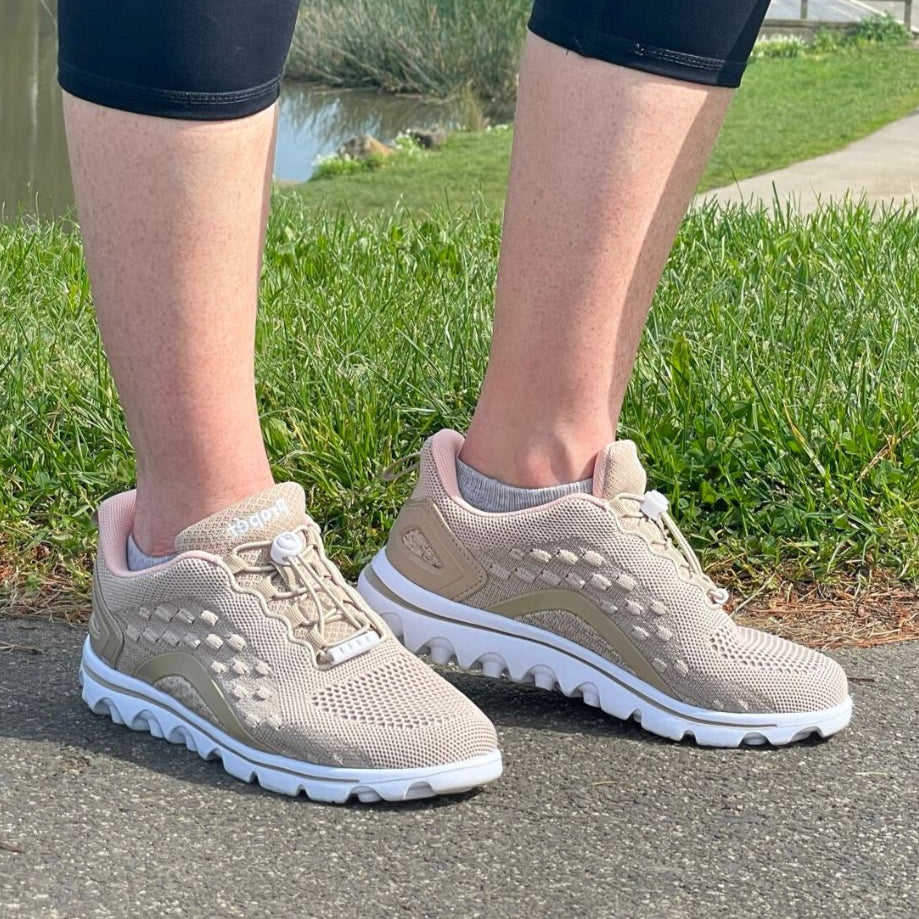 Women’s TravelActiv Axial - Taupe – Propét Australia
